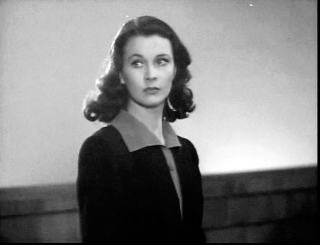 Movie Monday: Waterloo Bridge (1940)